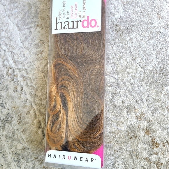 Hairdo | Hair | Hairdo 23 Clipin Wavy Extension | Poshmark